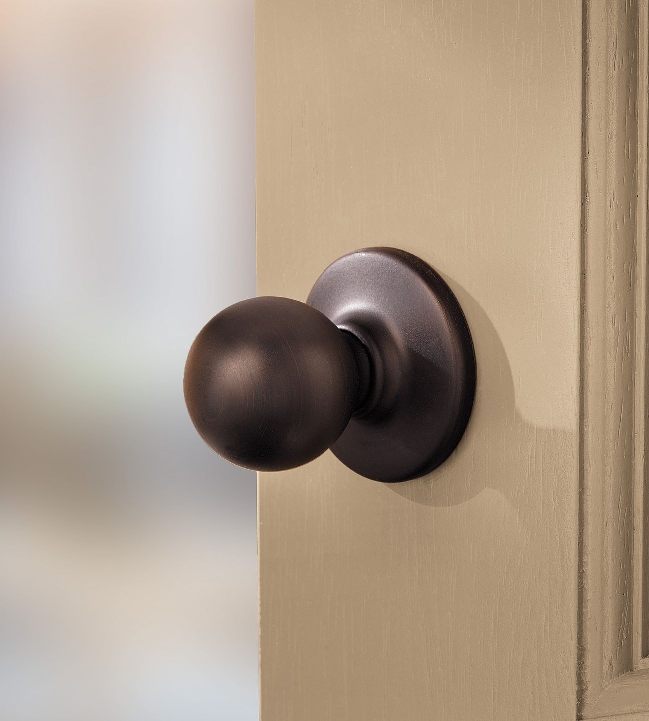 Transitional Style | Kwikset