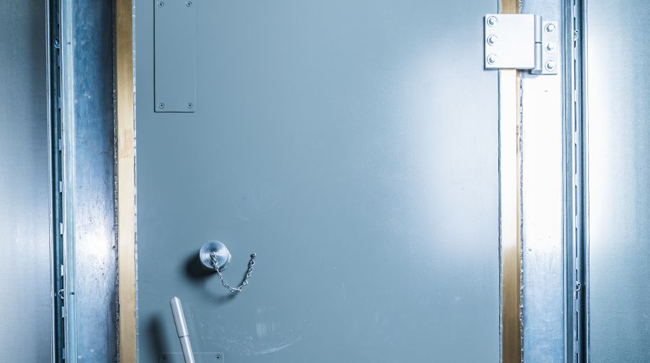 Durability - Heavy-duty & Intense Testing Procedures | Kwikset Home ...